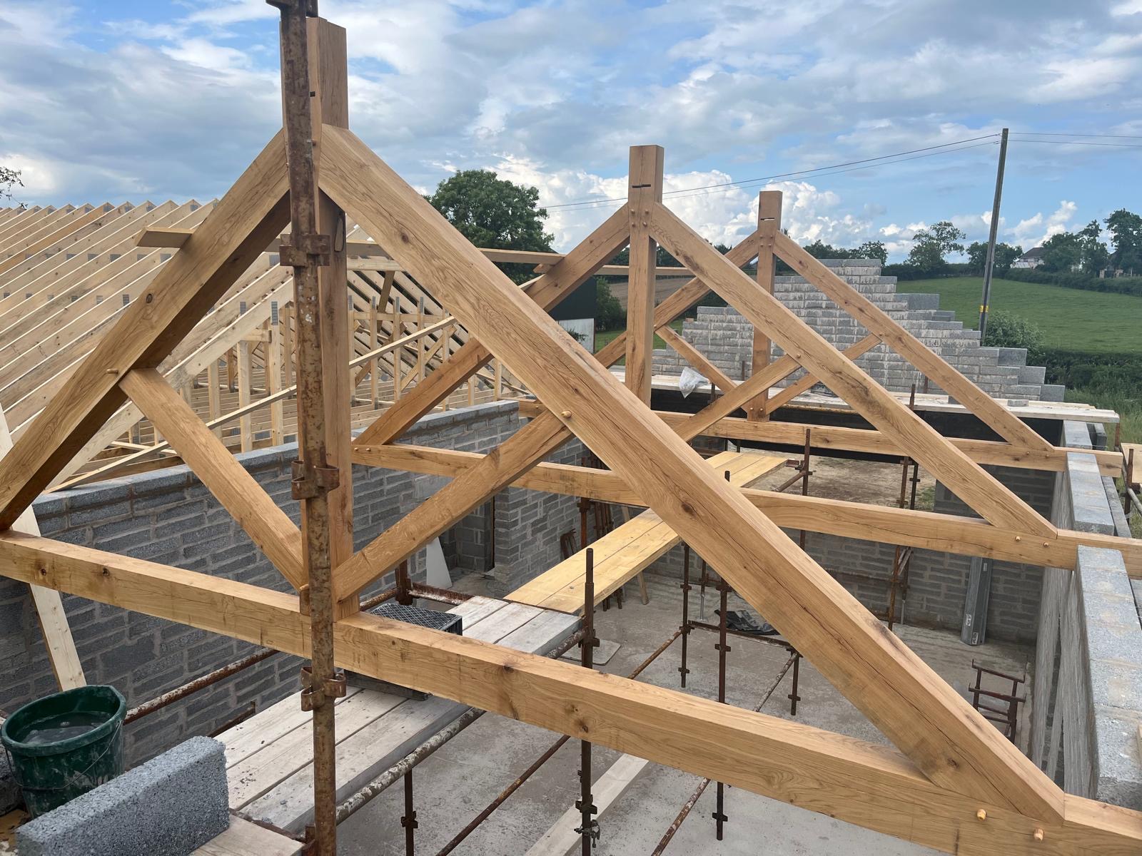 Feature Oak Trusses | Downpatrick | Greeen Oak Construction NI